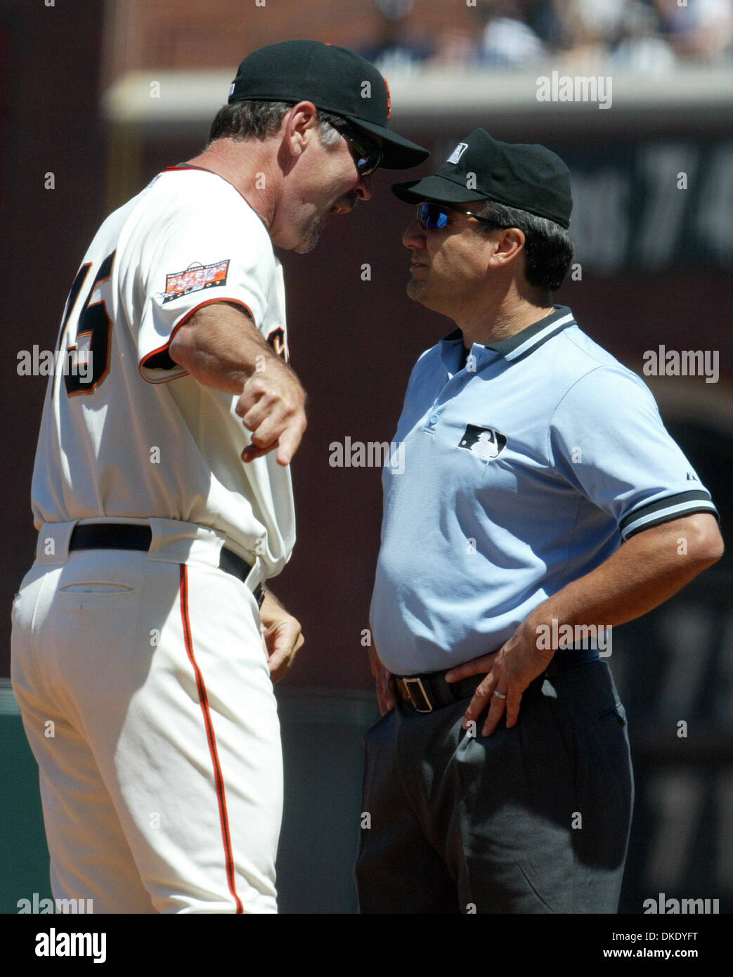 Umpire phil cuzzi new york hi-res stock photography and images - Alamy