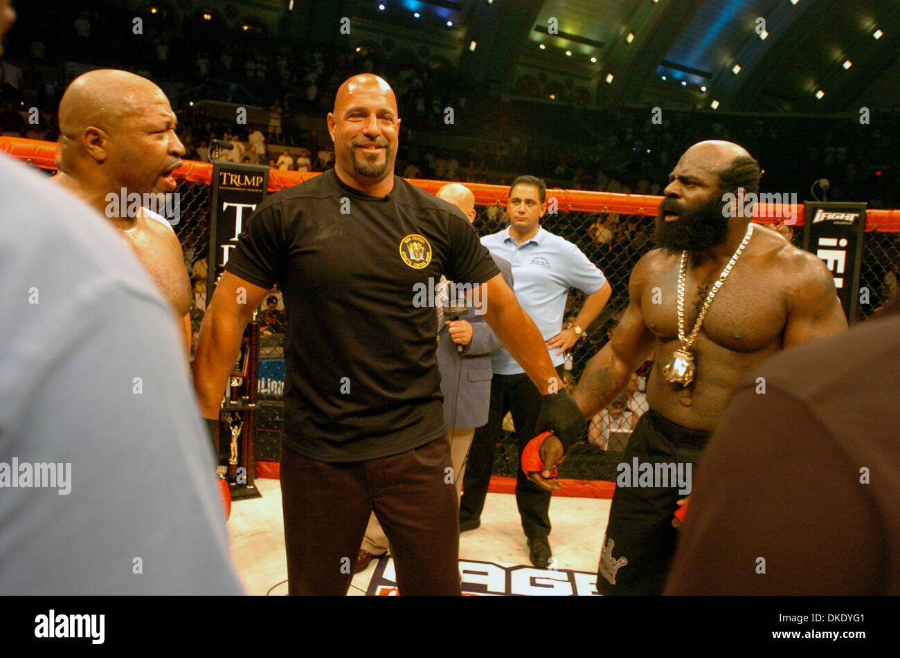 Jun 24, 2007 - Atlantic City, NJ, USA - RAY MERCER (L) and KIMBO SLICE ...