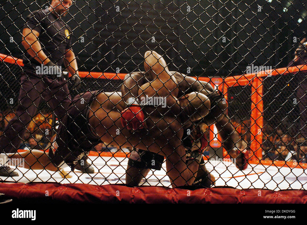 Jun 24, 2007 - Atlantic City, NJ, USA - KIMBO SLICE (top) takes down ...