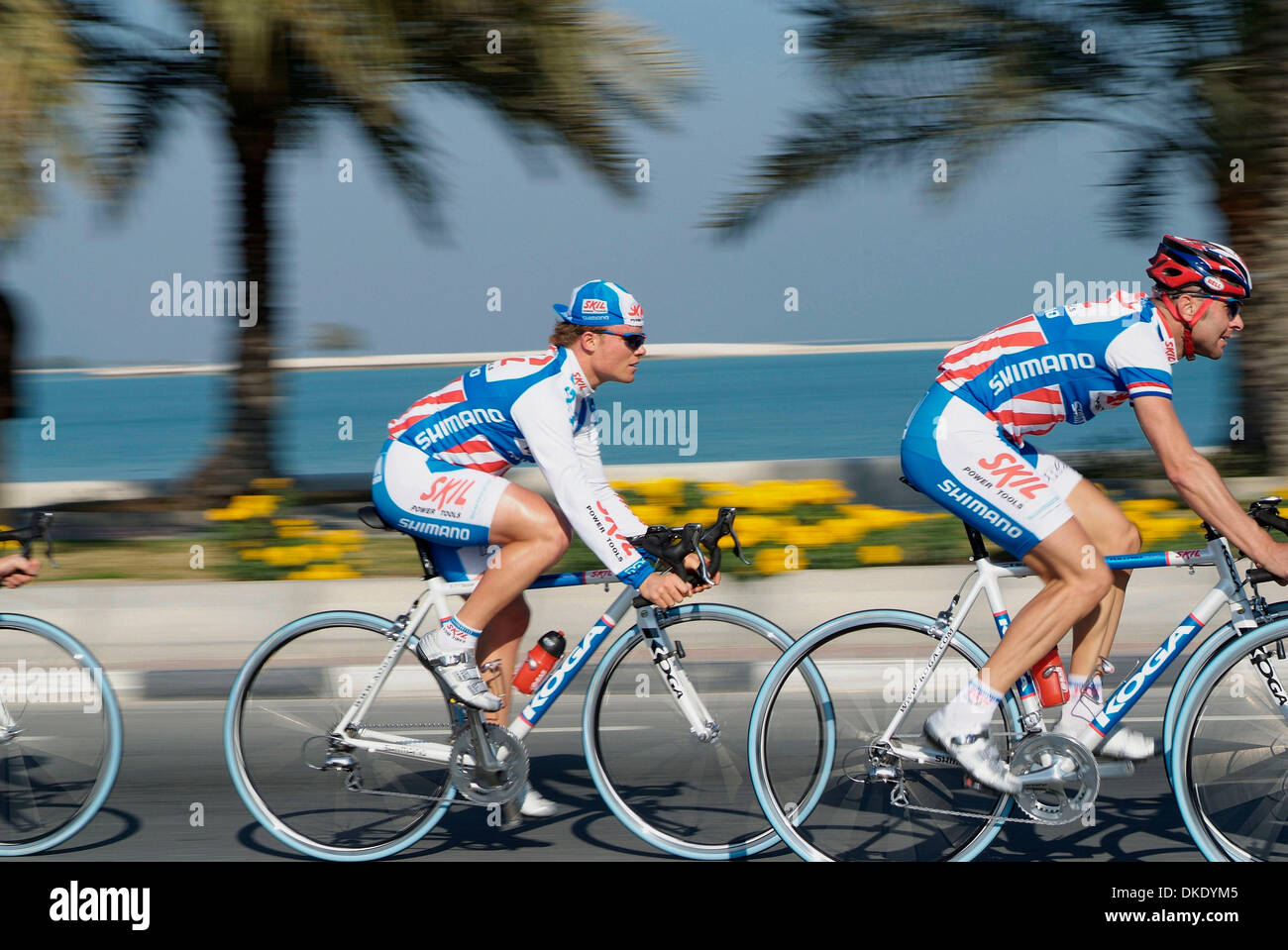 Jan 28, 2007 - Doha, Qatar - Stage 1: 6 km team time trial, Doha ...