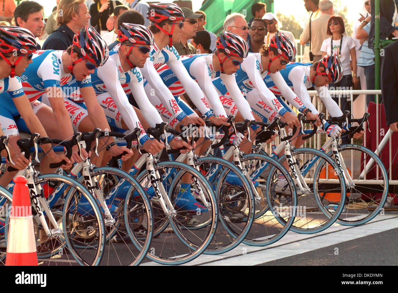 Jan 28, 2007 - Doha, Qatar - Stage 1: 6 km team time trial, Doha ...