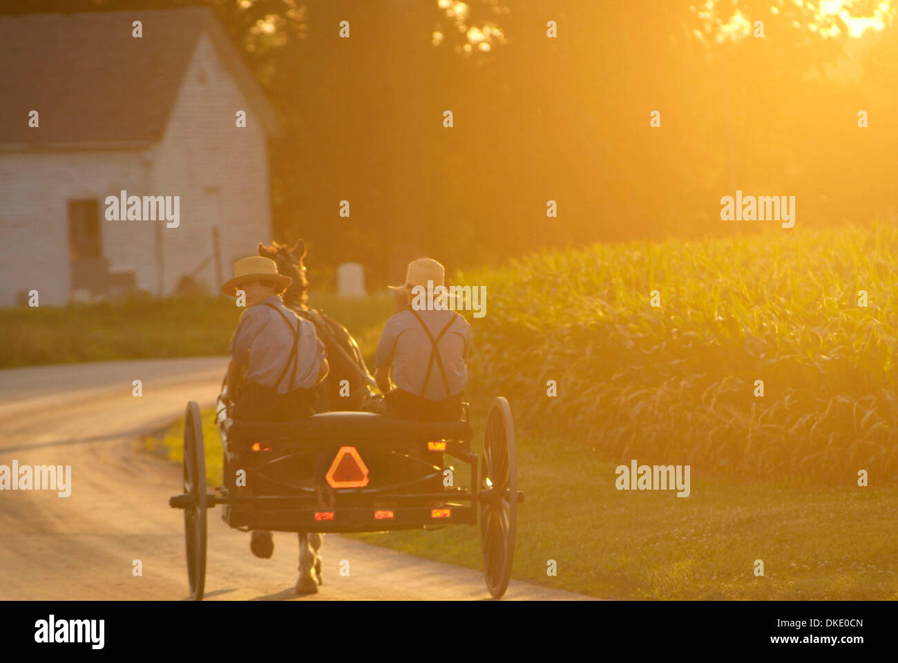 Amish country bike tour hi-res stock photography and images - Alamy