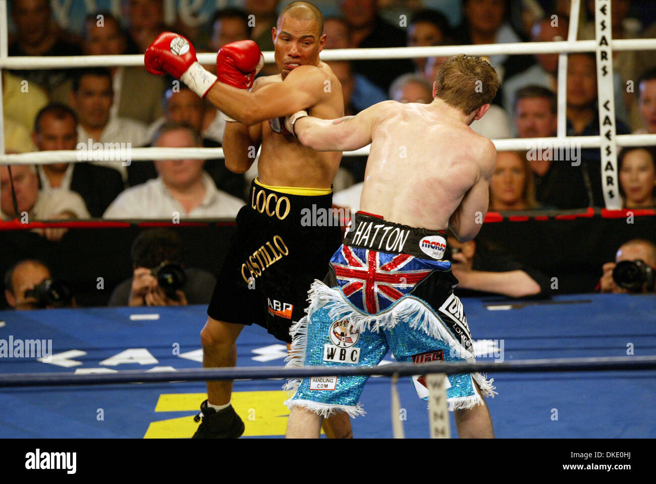 Jun 23, 2007 - Las Vegas, NV, USA - RICKY 'HITMAN' HATTON retained his ...