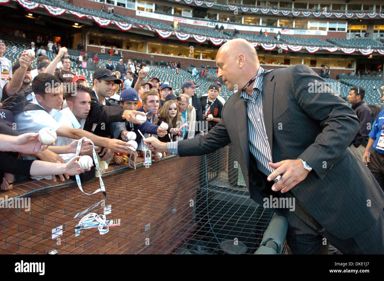 Cal ripken jr hi-res stock photography and images - Alamy