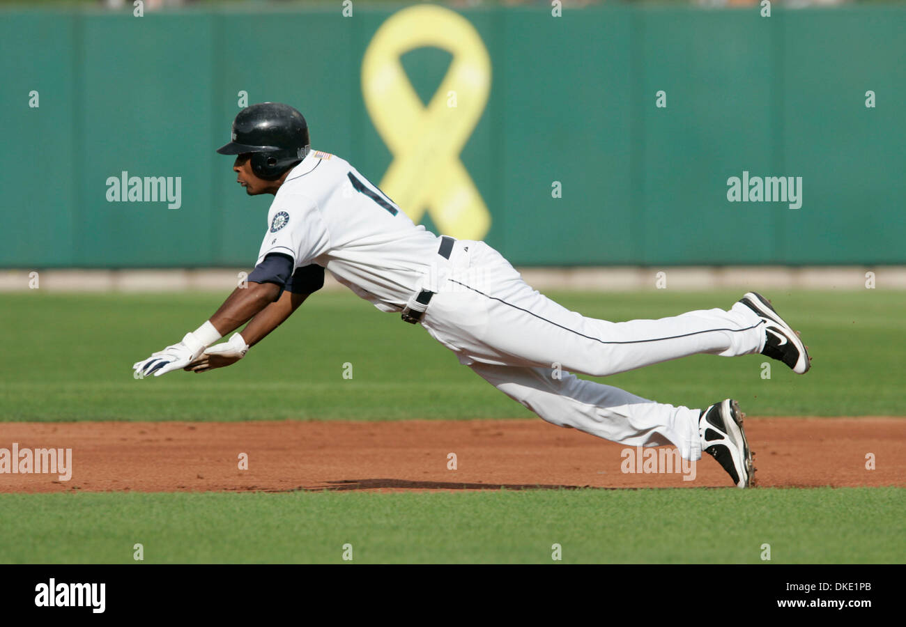 Jul 11, 2007 - Albuquerque, NM, USA - ADAM JONES, an outfielder with ...