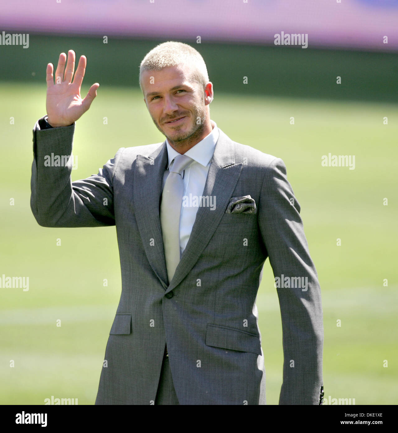 David beckham official presentation by hi-res stock photography and ...