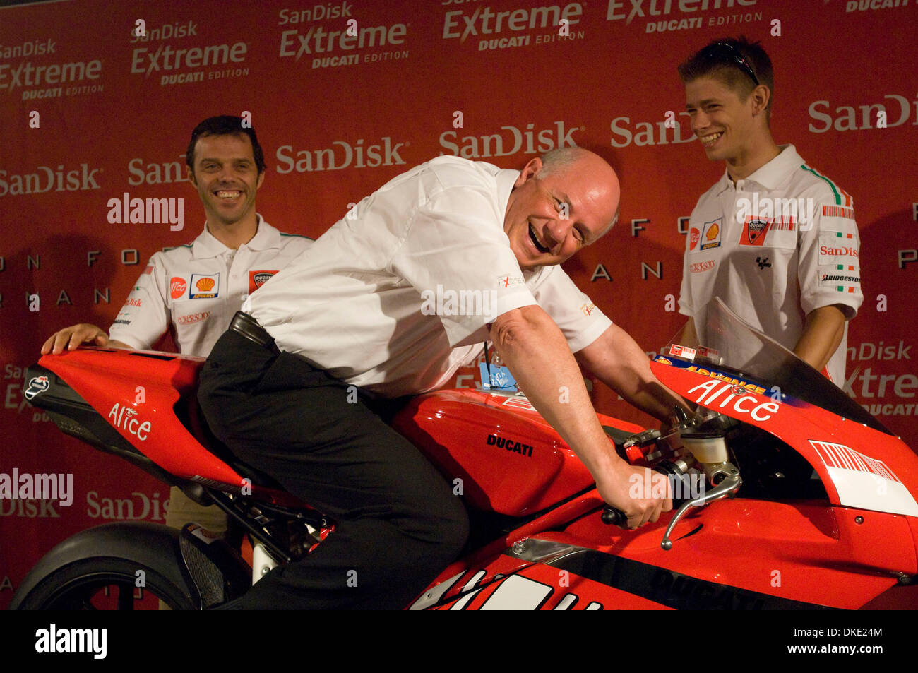 Jul 18, 2007 - Milpitas, CA, USA - SANDISK Chief Executive Officer, ELI ...