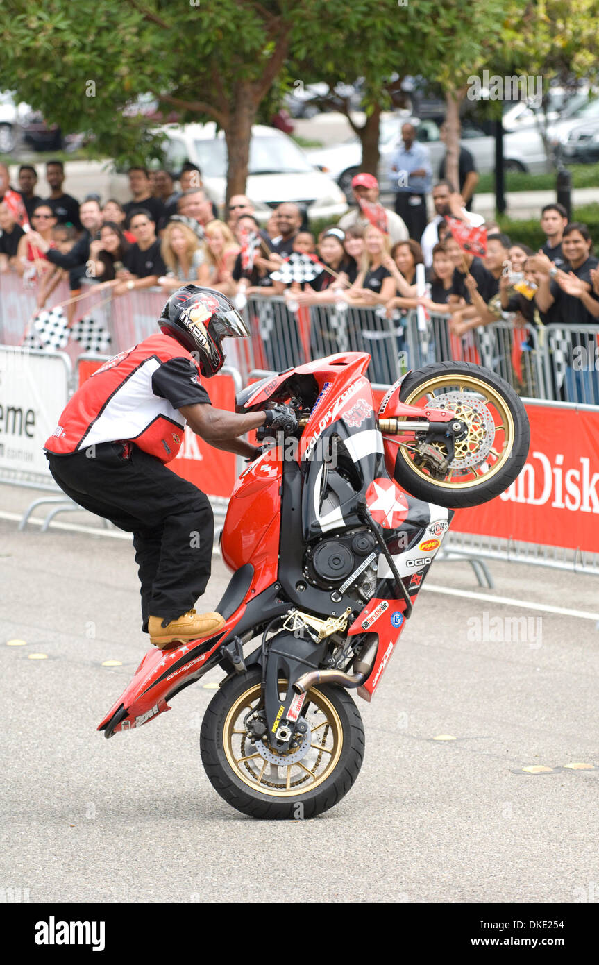 Jul 18, 2007 - Milpitas, CA, USA - Stunt rider JASON BRITTON of Team No ...