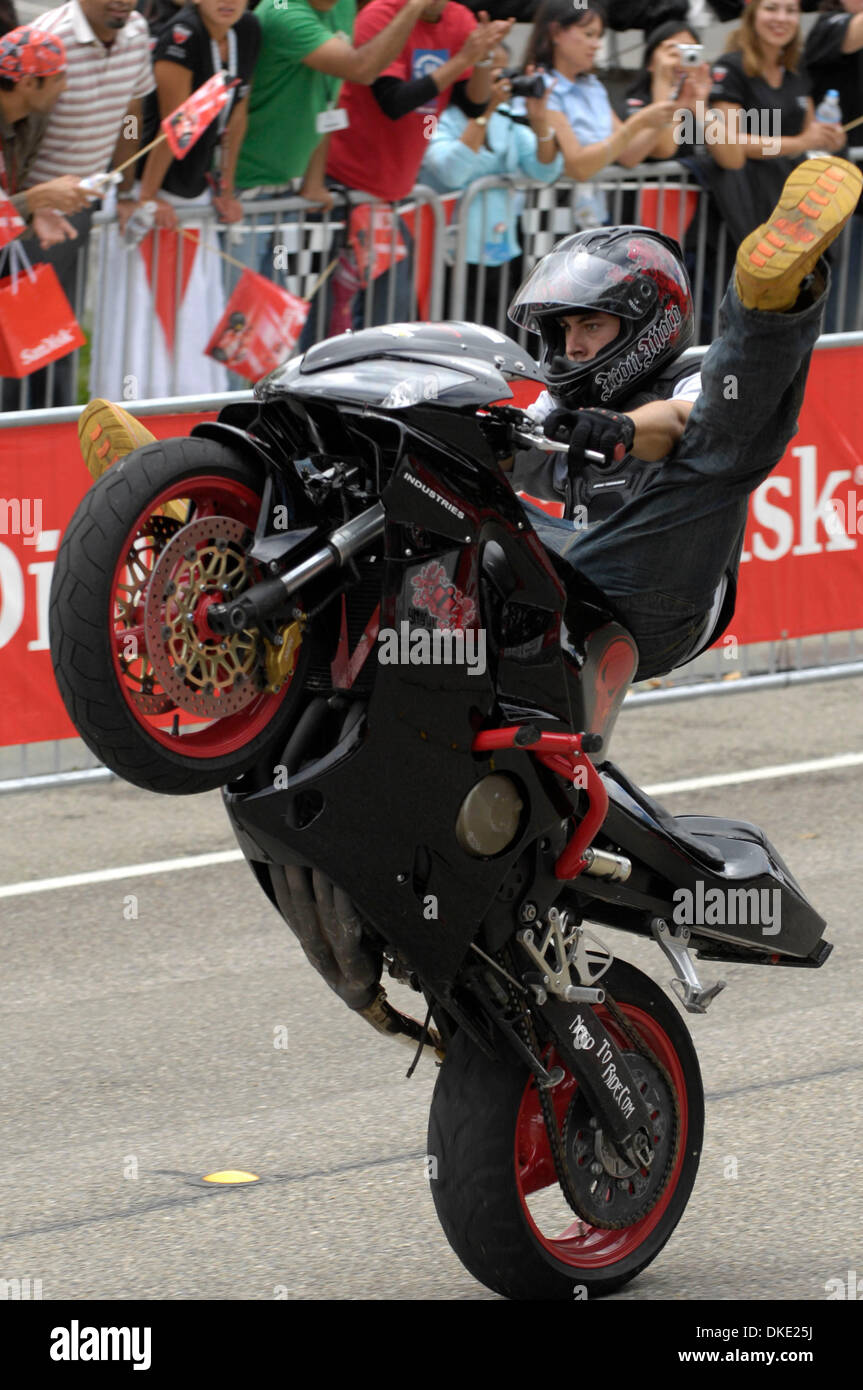 Jul 18, 2007 - Milpitas, CA, USA - Stunt rider TONY CARBAJAL of Team No ...