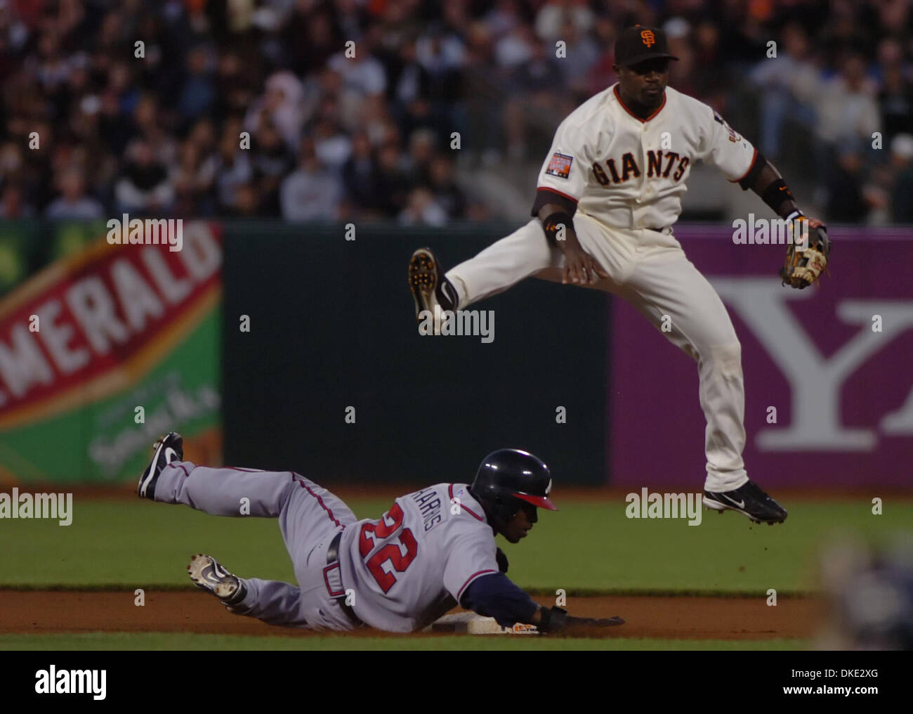 San Francisco Giants Ray Durham, #5, forces out Atlanta Braves Willie ...