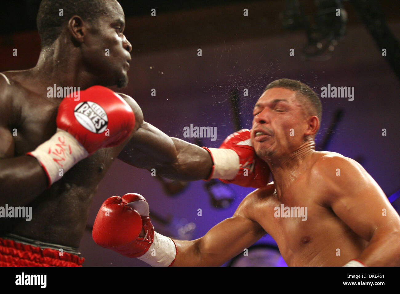 Aug 09, 2007 - Las Vegas, NV, USA - JOSHUA CLOTTEY defeated FELIX ...