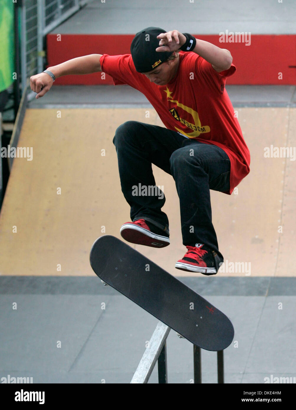 Ryan sheckler 2007 hi-res stock photography and images - Alamy