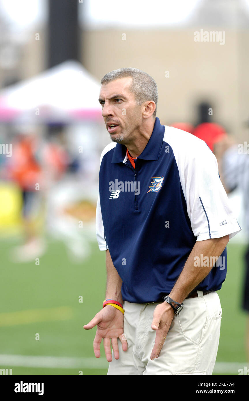 August 25, 2007: Philadelphia Barrage head coach Tony Resch lets an ...