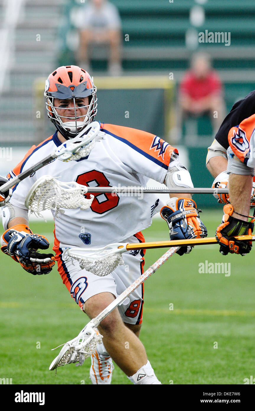 August 25, 2007: Philadelphia Barrage midfielder Andy Como (#8) in ...