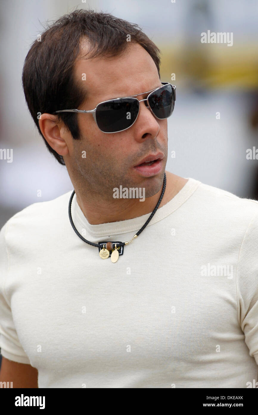 Mar. 2, 2007 - Birmingham, Al, U.S - A.J. Foyt Enterprises driver Vitor ...