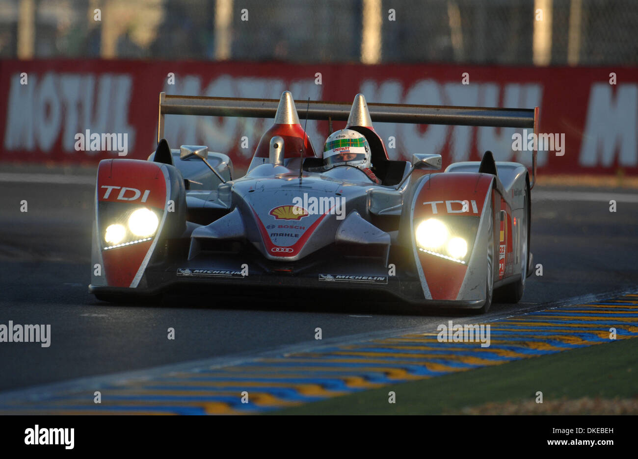 Jun 17, 2007 - Le Mans, France - Audi Sport driver ALLAN MCNISH, of ...