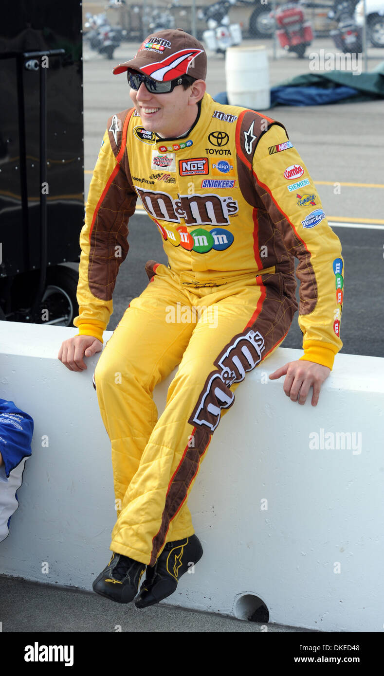 May 08, 2009 - Darlington, South Carolina, USA - KYLE BUSCH during ...
