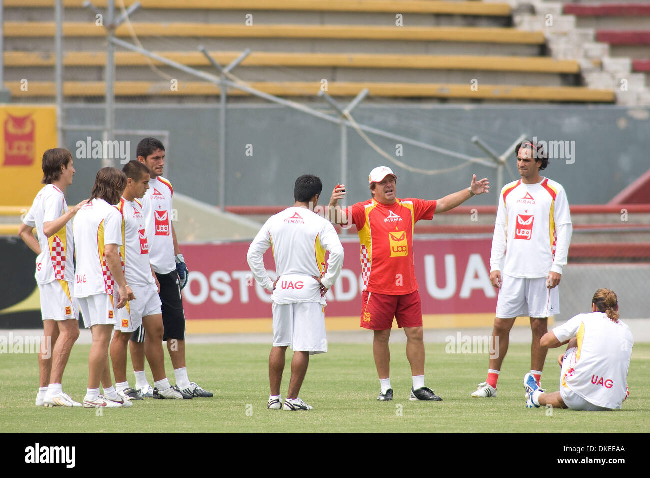 Tecos uag hi-res stock photography and images - Alamy