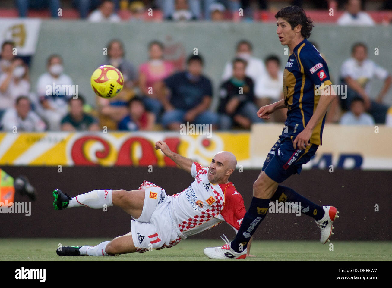 Tecos uag hi-res stock photography and images - Alamy