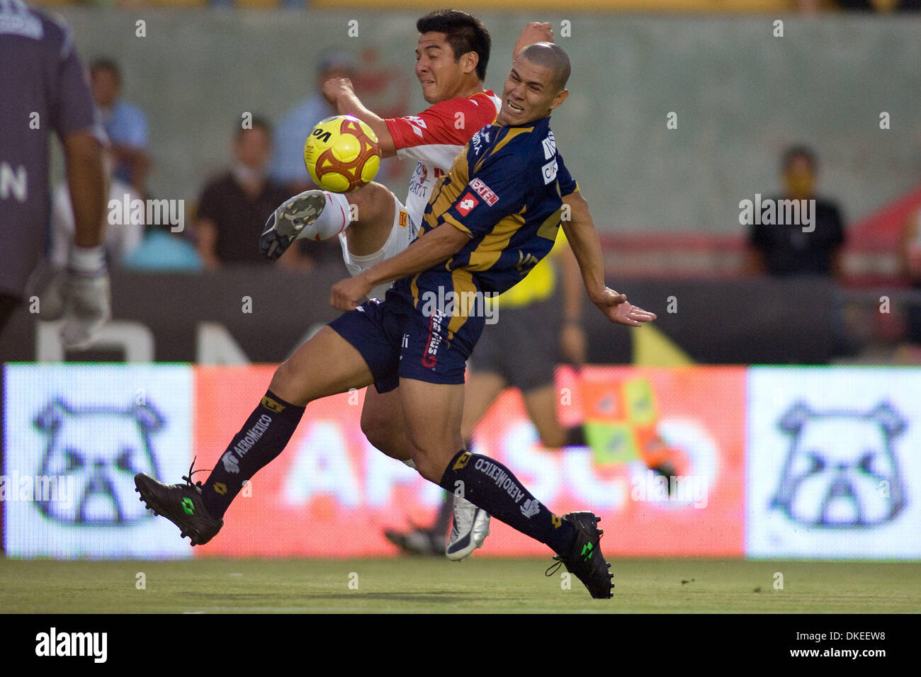 Tecos uag hi-res stock photography and images - Alamy