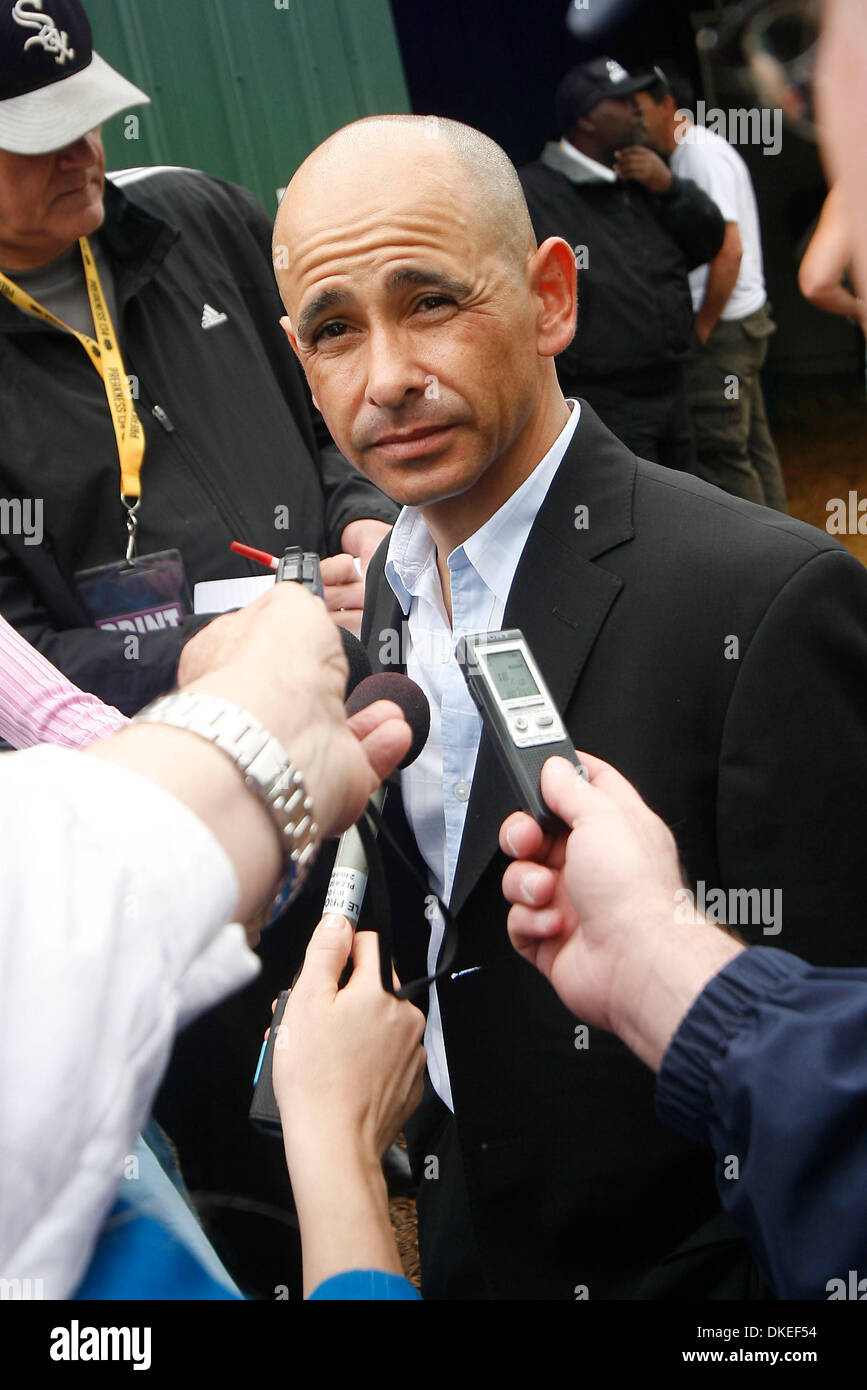 Mike smith jockey kentucky hi-res stock photography and images - Alamy