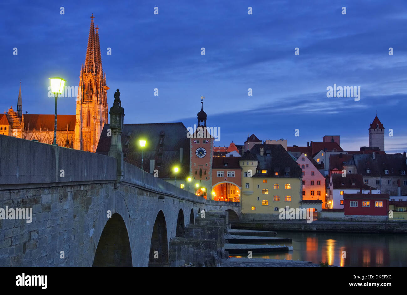 Regensburg cathedral hi-res stock photography and images - Alamy