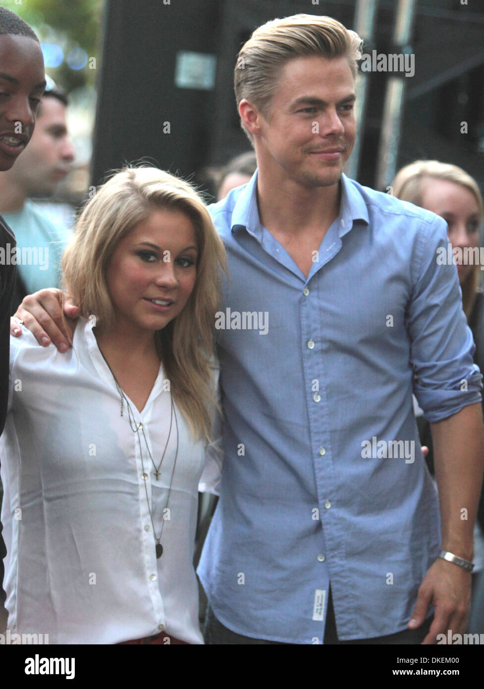 Derek Hough and Shawn Johnson Celebrities at Grove to appear on ...