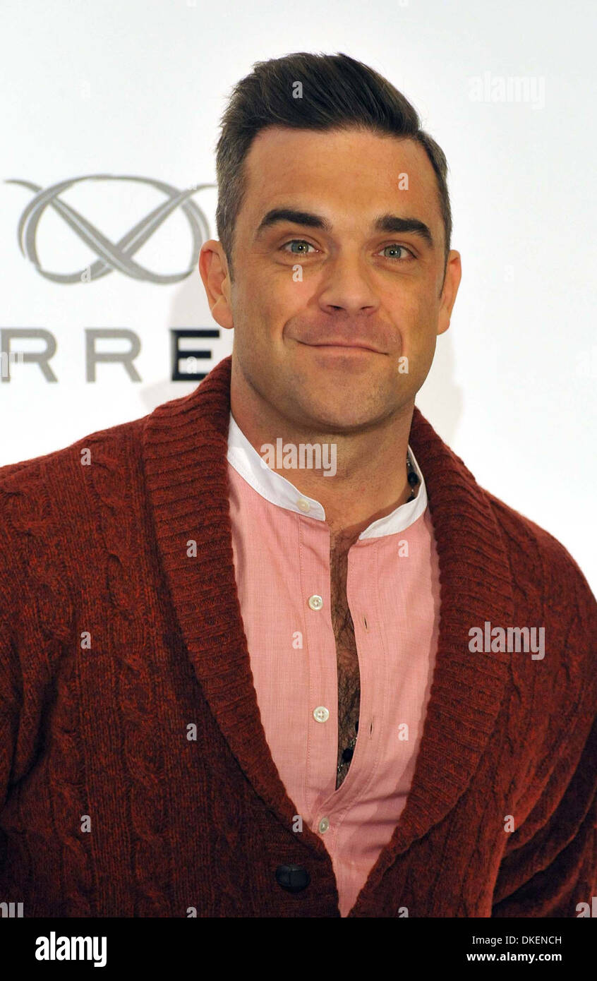 Robbie williams farrell hi-res stock photography and images - Alamy