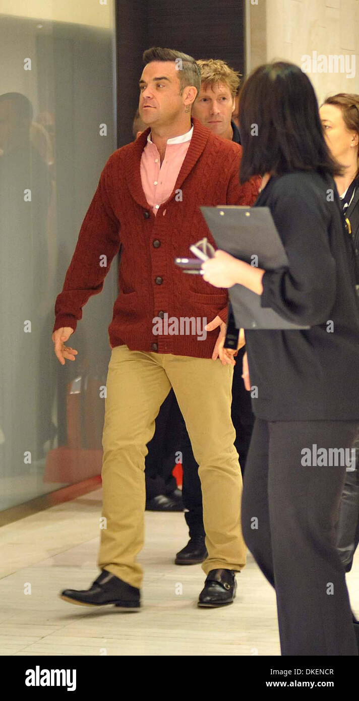 Robbie williams farrell hi-res stock photography and images - Alamy