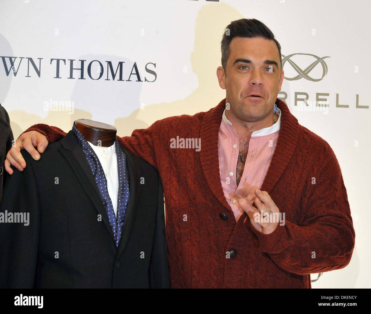 Robbie williams farrell hi-res stock photography and images - Alamy