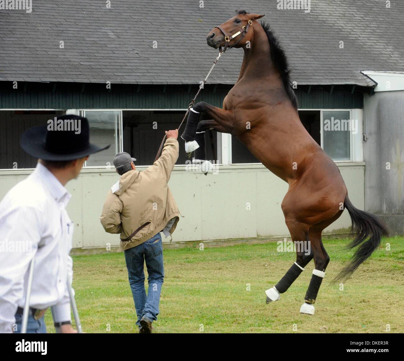 2009 kentucky derby hi-res stock photography and images - Alamy
