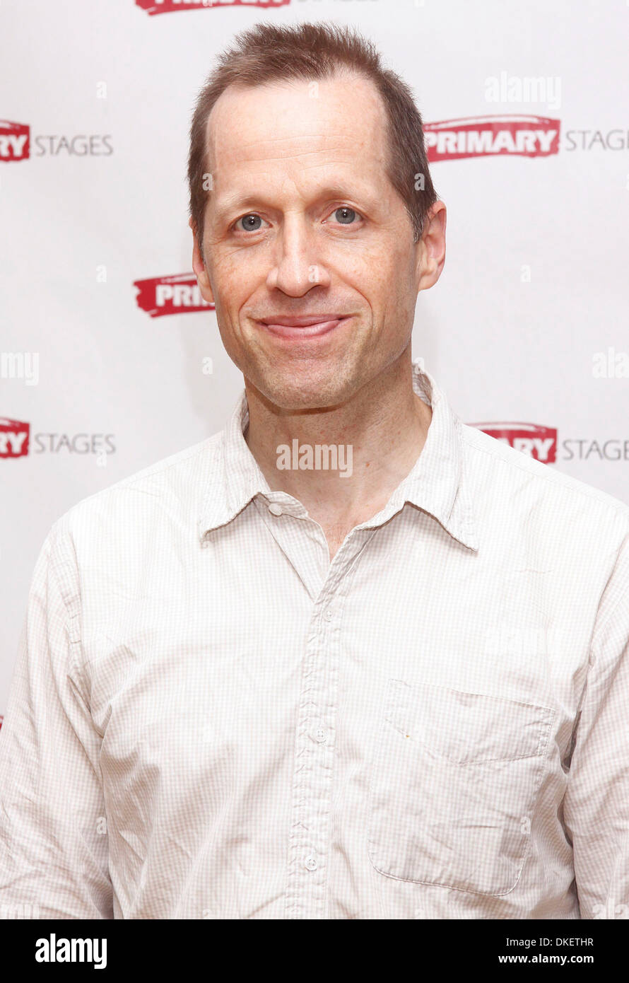 Tim Hopperat meet and greet with cast of Primary Stage's production of ...