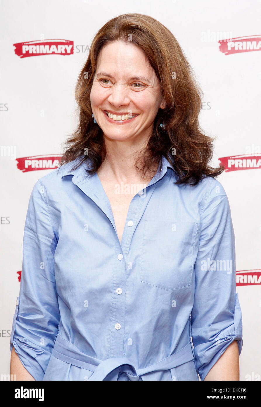 Daisy Footeat meet and greet with cast of Primary Stage's production of ...