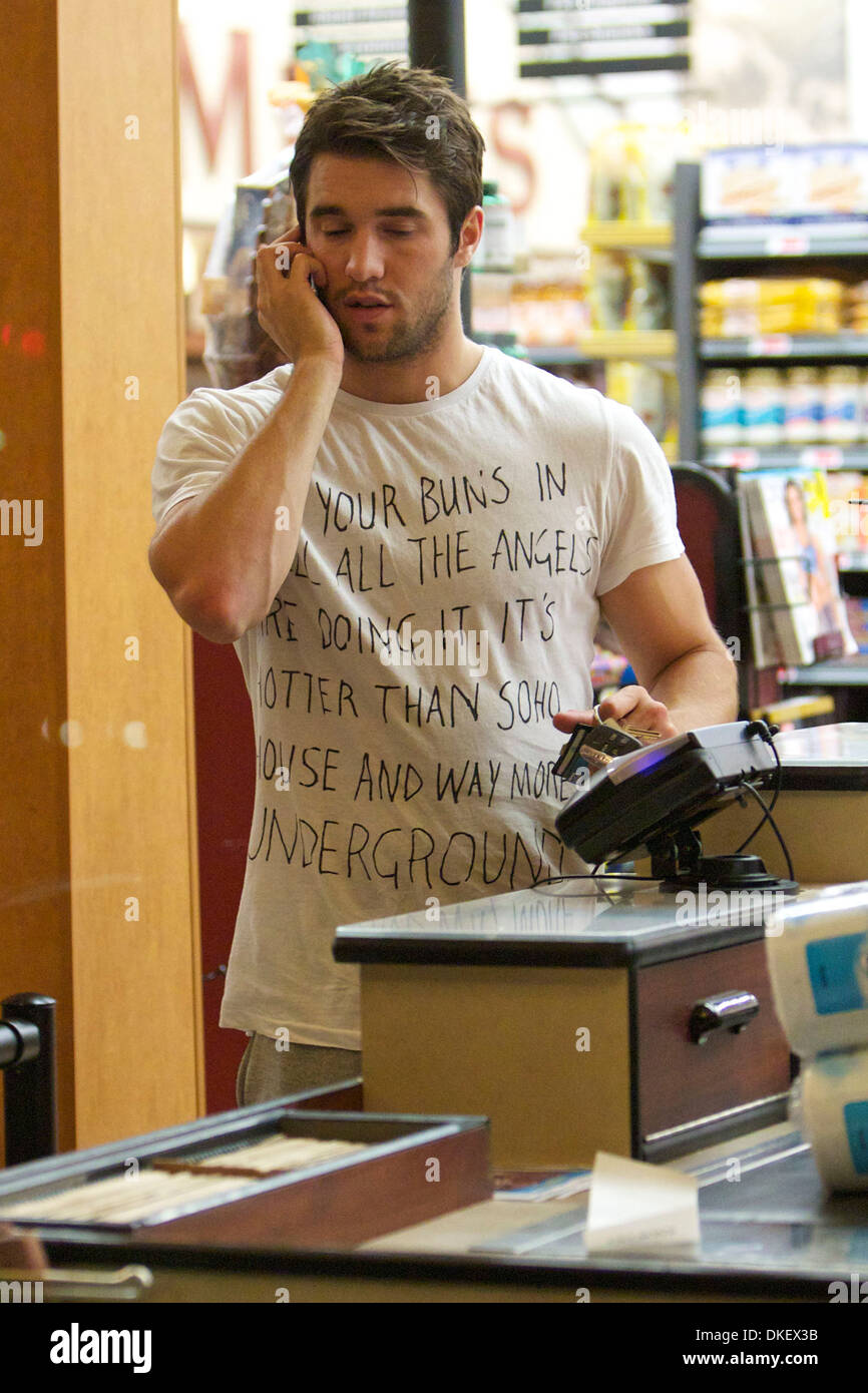 Josh Bowman British actor and star of US television show 'Revenge ...