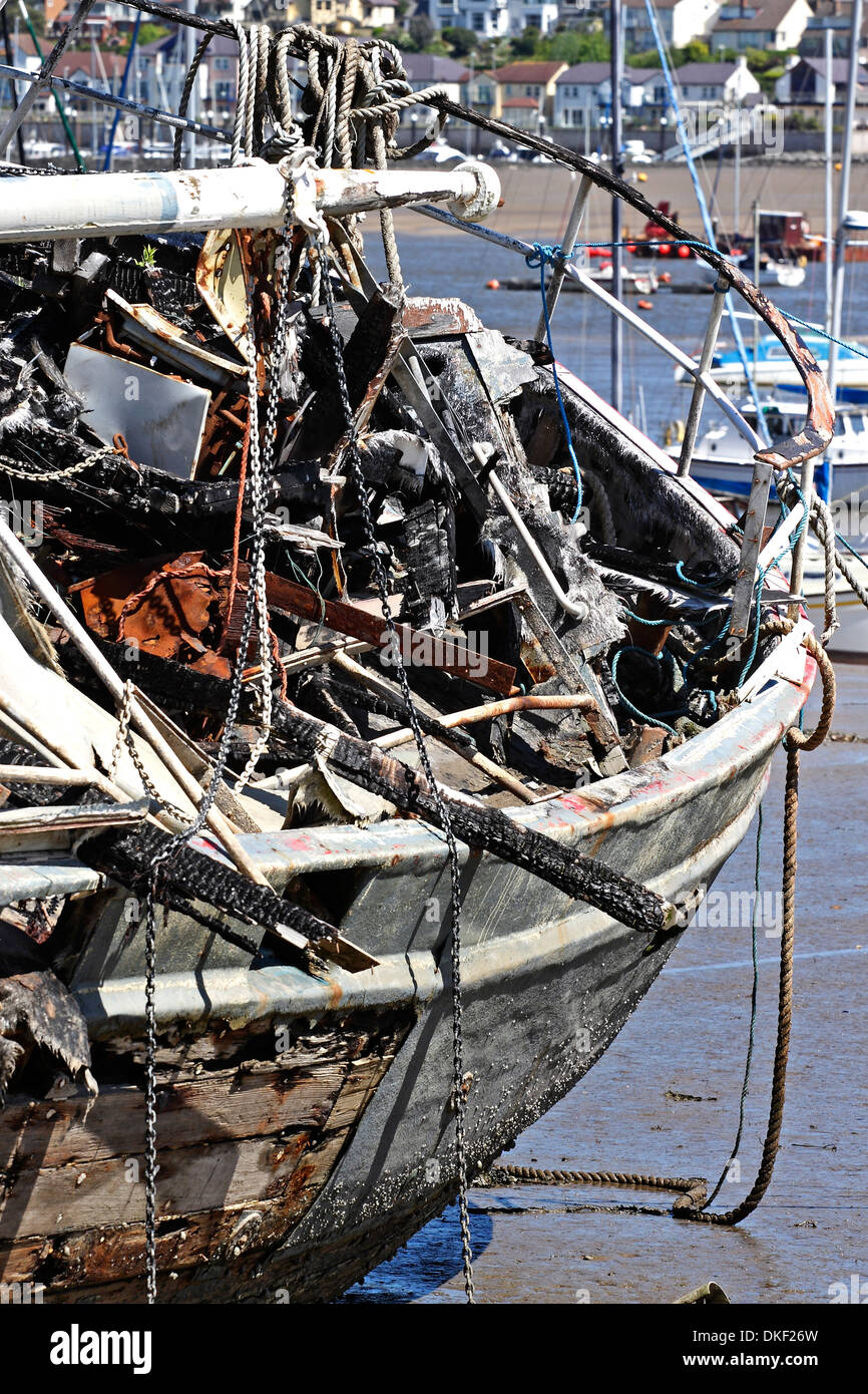 Burnt boat wreckage hi-res stock photography and images - Alamy