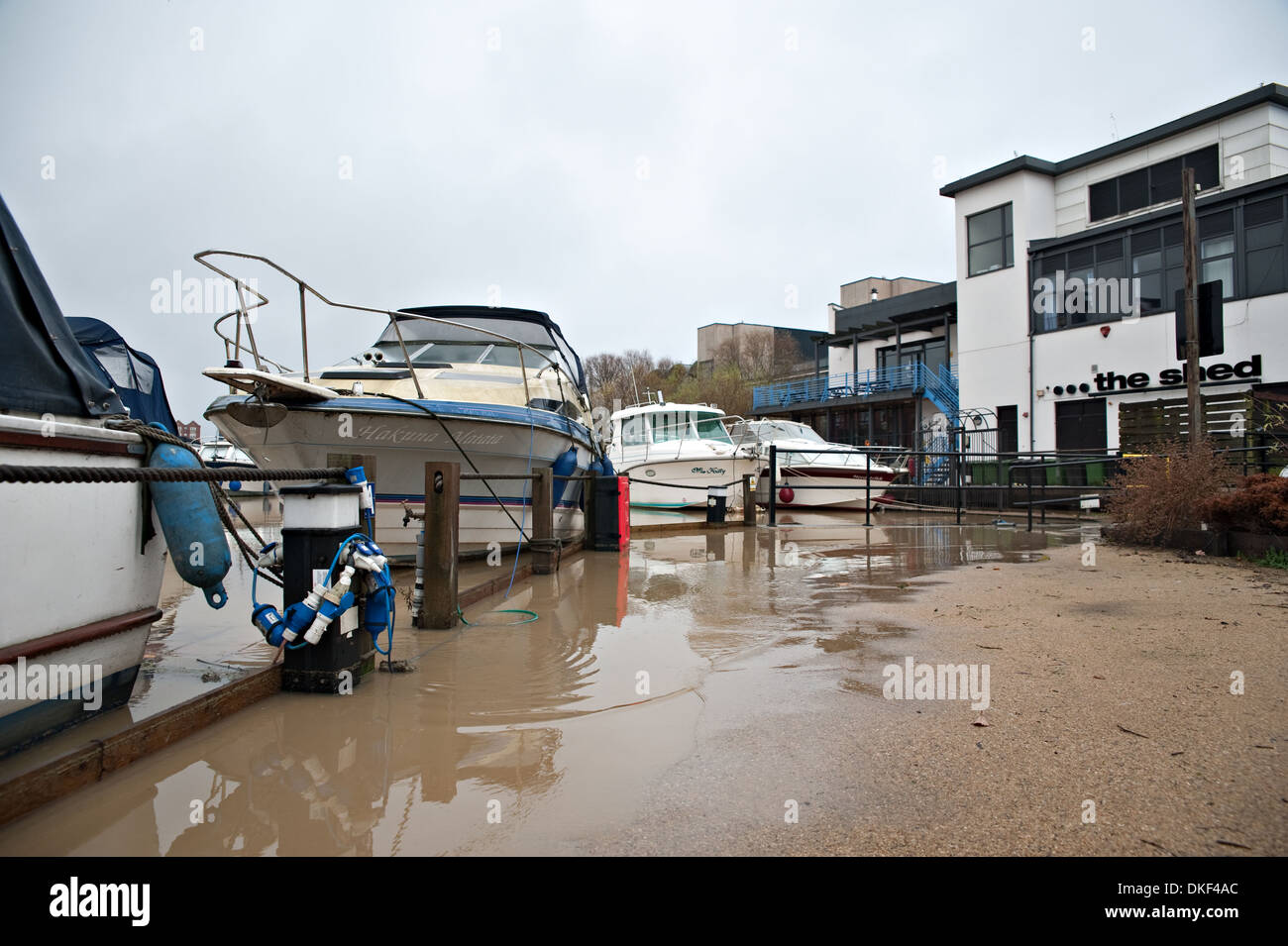 Lincoln Flooding, 26th November 2012. The Brayford Pool bursting its ...