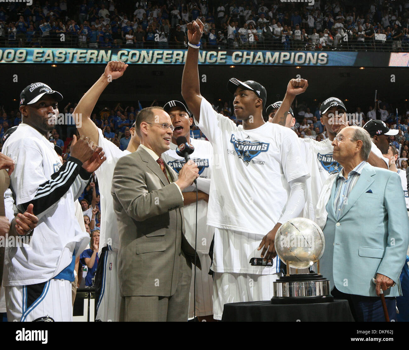 May 30, 2009 - Orlando, Florida, USA - The Orlando Magic players and ...