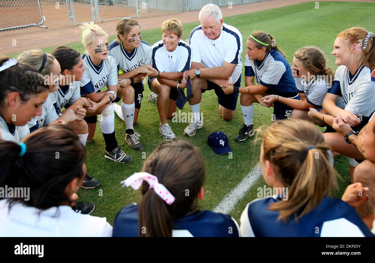 FOR SPORTS - Members of the Smithson Valley Rangers Softball team ...