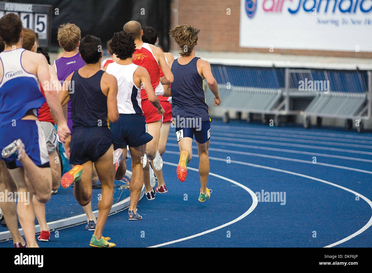 The 5000 meter for men hi-res stock photography and images - Alamy