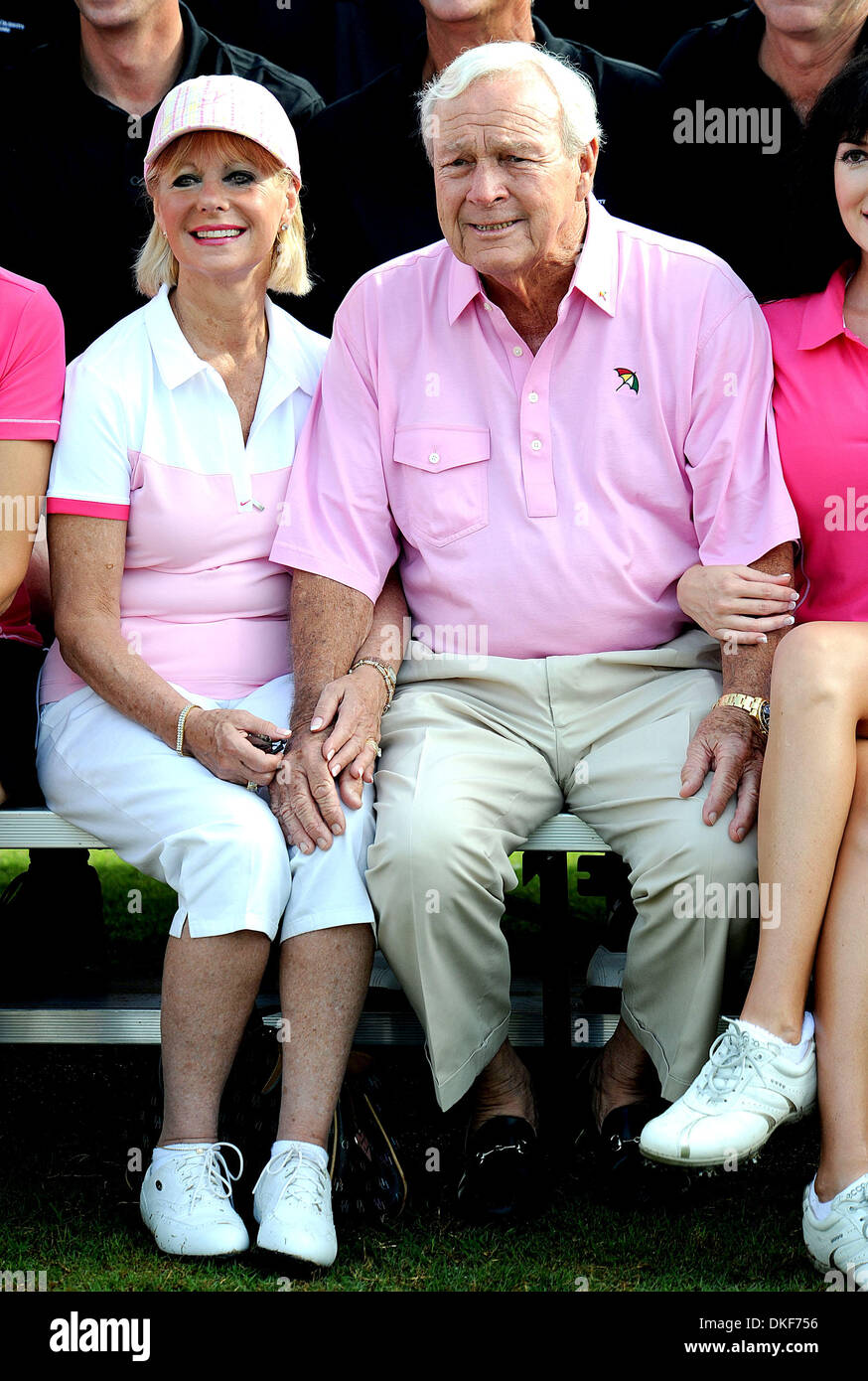 Aug 16, 2009; Raleigh, North Carolina, USA; Golf Legend ARNOLD PALMER ...