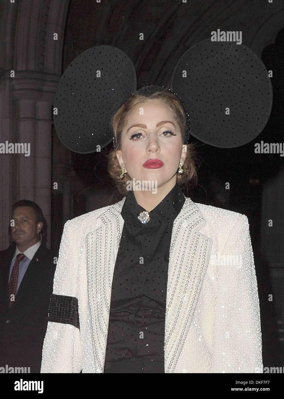 Lady gaga large mickey mouse hi-res stock photography and images - Alamy