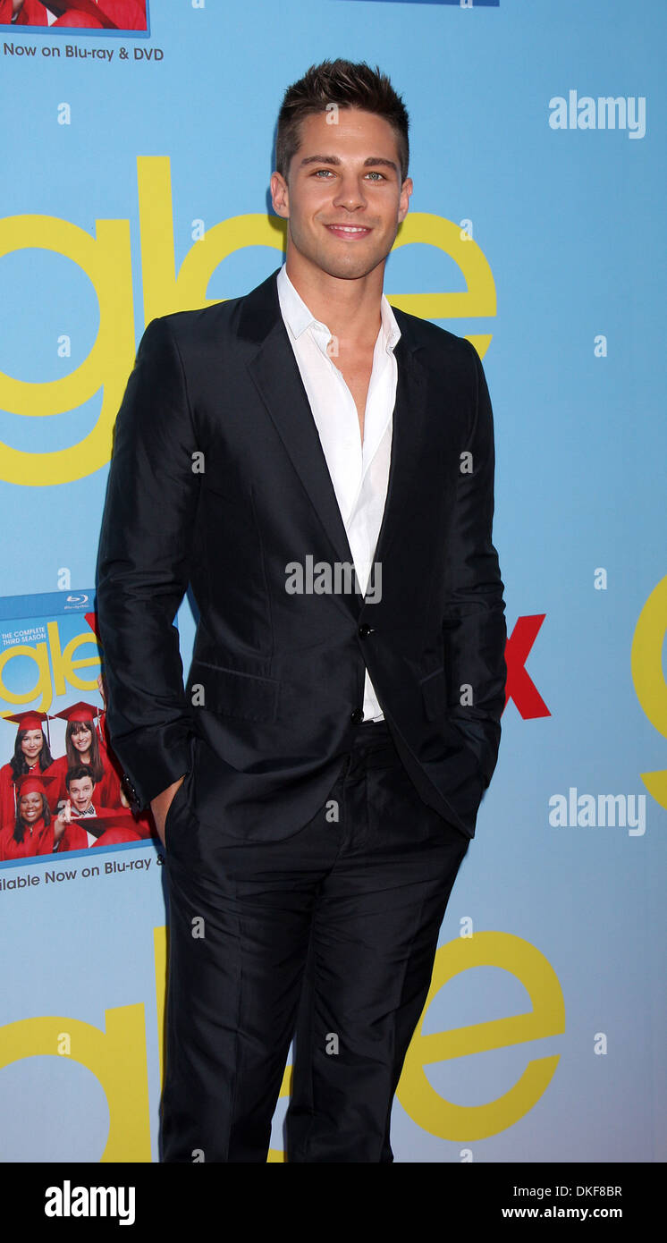 Dean Geyer "GLEE" Premiere Screening And Reception at Paramount Studios ...