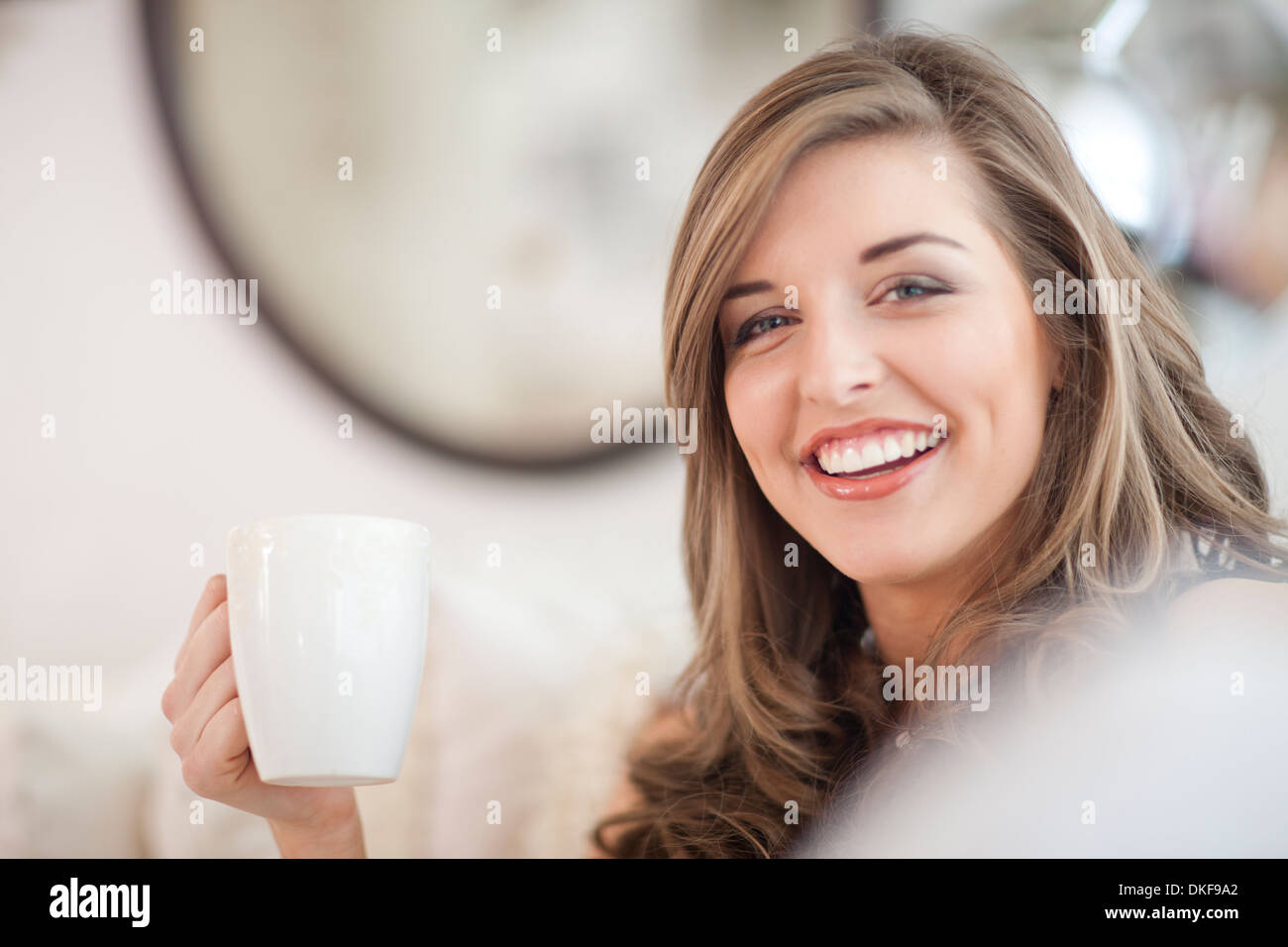 Ly one woman hi-res stock photography and images - Alamy