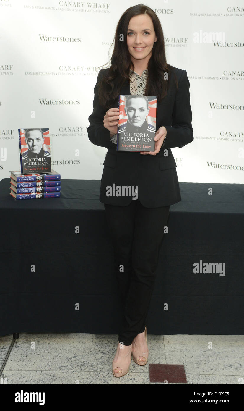 Team GB 2012 Olympic Gold Medalist Victoria Pendleton signs her book ...