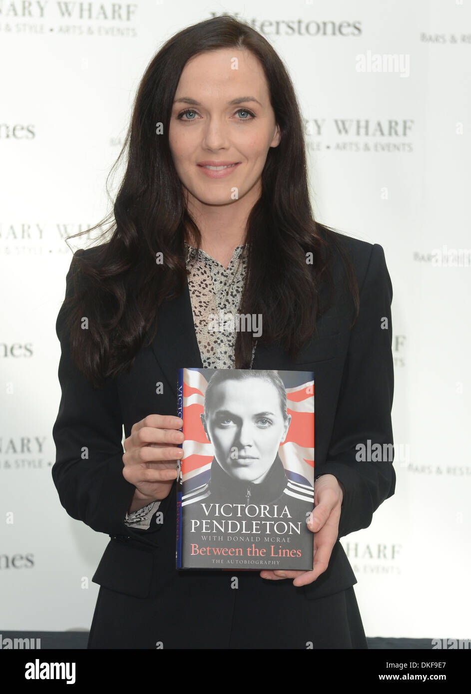 Team GB 2012 Olympic Gold Medalist Victoria Pendleton signs her book ...