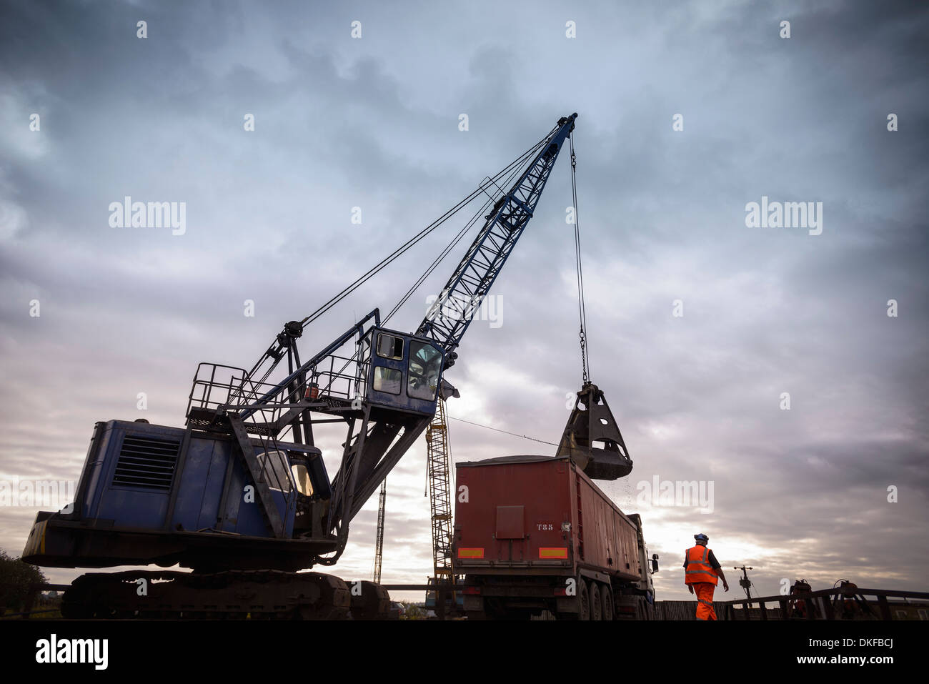 Grab crane truck hi-res stock photography and images - Alamy