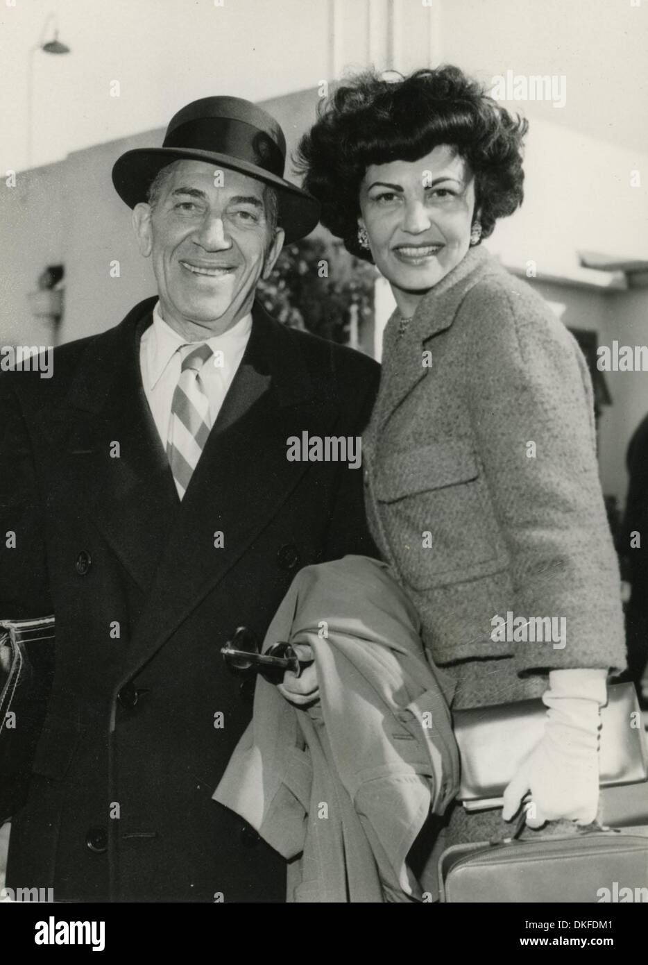 Arrives with his wife mary hi-res stock photography and images - Alamy