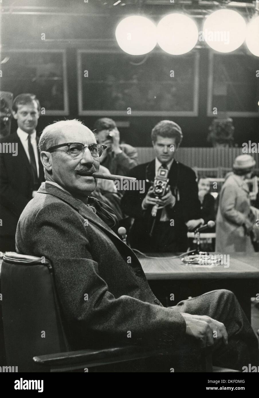 1964 london england hi-res stock photography and images - Alamy