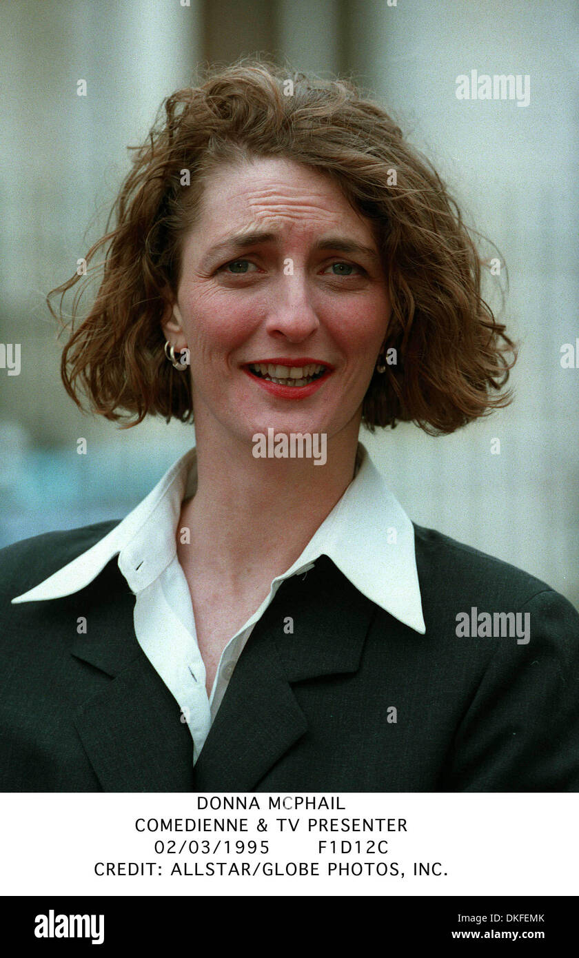 Tv presenter donna hi-res stock photography and images - Alamy