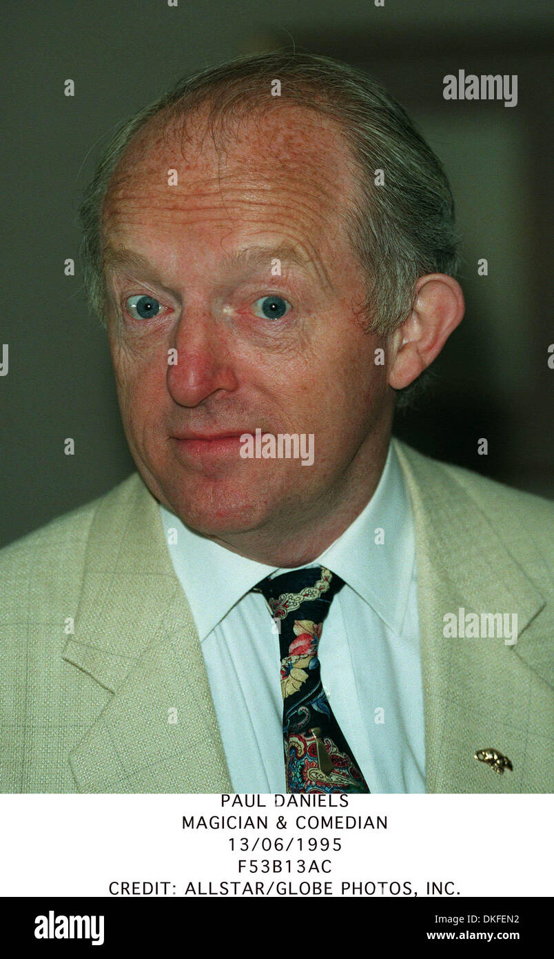 PAUL DANIELS.MAGICIAN & COMEDIAN.13/06/1995.F53B13AC.CREDIT: ALLSTAR ...